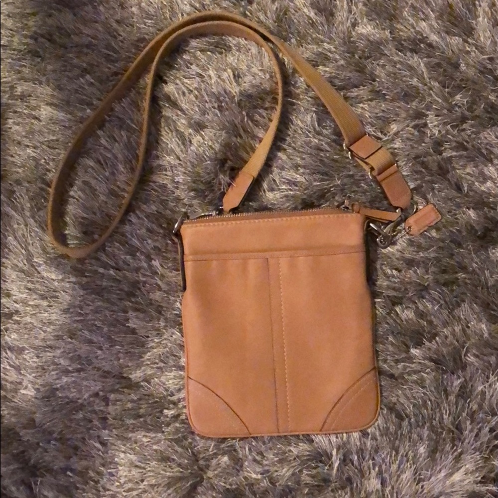 Coach Cross Body With Front Pocket - Gem